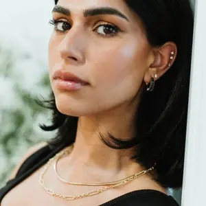 IVY & PEARL CO. Golden Duo Layered Necklace
