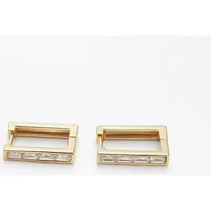 IVY & PEARL CO. The Windsor Baguette Hoop Earrings