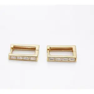 IVY & PEARL CO. The Windsor Baguette Hoop Earrings