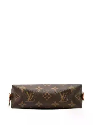 LOUIS VUITTON Monogram Cosmetic Pouch Pm