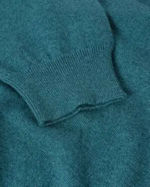 Johnstons Of Elgin Lunan Classic Cashmere V-neck Jumper - Green