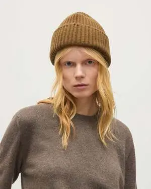 Johnstons Of Elgin Lunan Classic Cashmere Crew Jumper - Brown