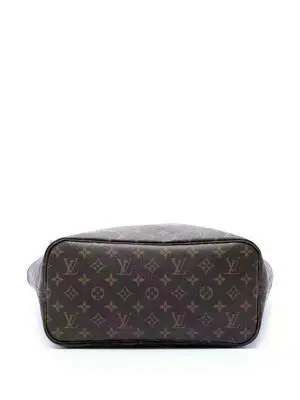 LOUIS VUITTON Monogram Neverfull Mm Tote Bag - Brown