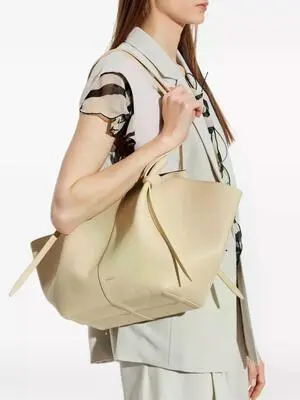 Yuzefi Mochi Leather Tote Bag