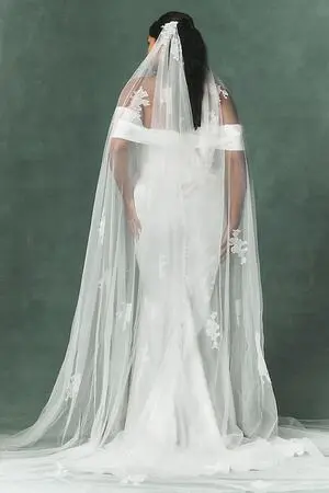 Watters Fairytale Double Comb Cathedral Veil