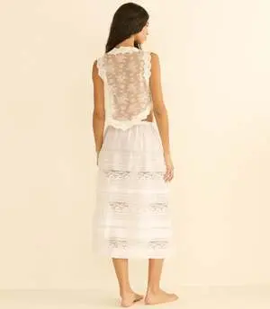 DÔEN Viola Lace Cropped Top