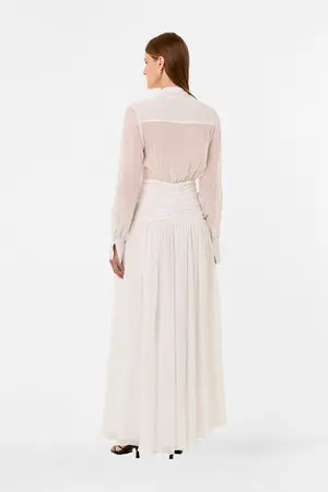 NICHOLAS Jocelyn Silk Maxi Dress With Plunging Neckline And Ruched Waist - Ivory