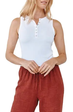 Bella Dahl Ribbed Sleeveless Top With Button Placket