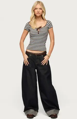 EDIKTED Emberly Stripe Raglan Crop Top