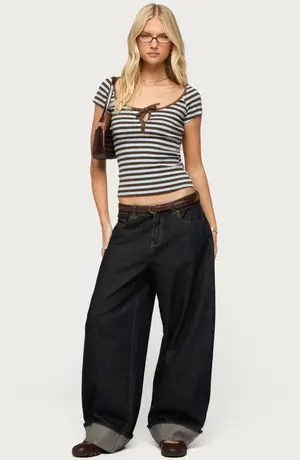 EDIKTED Emberly Stripe Raglan Crop Top