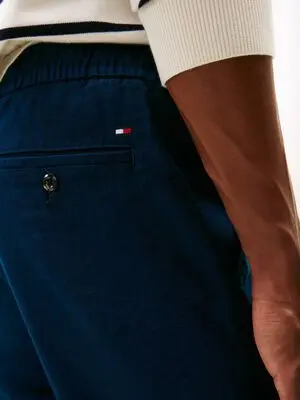 Tommy Hilfiger Harlem Relaxed Tapered Leg Chinos