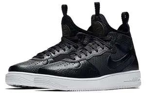 Nike Force 1 Ultraforce Mid Sneakers