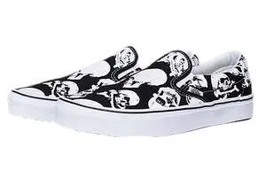 VANS Slip-on Skull Print Casual Sneakers - Black