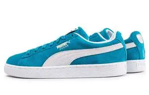 PUMA Suede Classic Low Top Sneakers