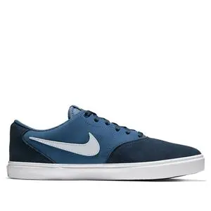 Nike Check Solar Sb Low Top Sneakers - Blue