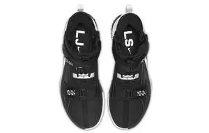 Nike Lebron Soldier 13 Sfg Tb High Top Sneakers - Black