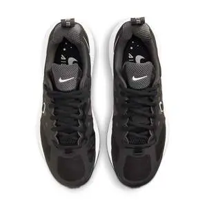 Nike Max Genome Sneakers