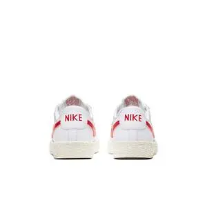 Nike Blazer Low Sneakers