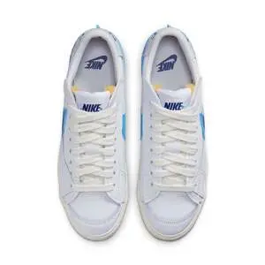Nike Blazer Low '77 Jumbo Double Swoosh Sneakers