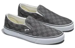 VANS Classic Slip-on Sneakers - Default Colorway