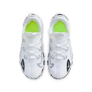 Nike Future Field Sneakers