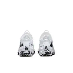 Nike Future Field Sneakers