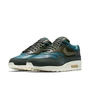 Nike Nikelab Air Max 1 Pinnacle Sneakers
