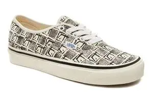 VANS Authentic 44 Dx Anaheim Factory Low Top Sneakers - Black/white