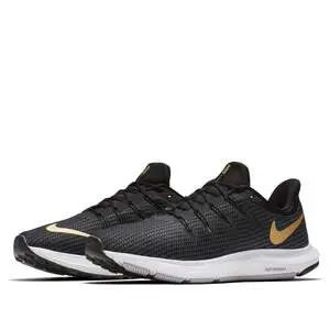 Nike Quest Low Top Sneakers - Black
