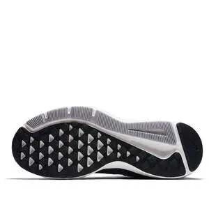 Nike Quest Low Top Sneakers - Black