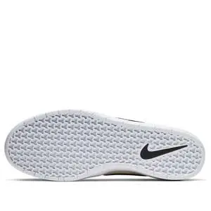 Nike Team Classic Sb Sneakers - Black