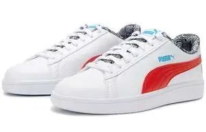 PUMA Smash V2 Low Top Sneakers