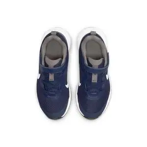 Nike Revolution 6 Low Top Sneakers