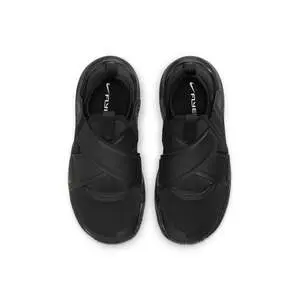 Nike Flex Advance "triple " Sneakers