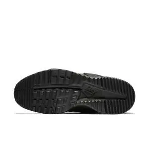 Nike Huarache Utility Athletic Sneakers - Black