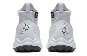 Nike Zoom Talaria Flyknit Mid Sneakers - White