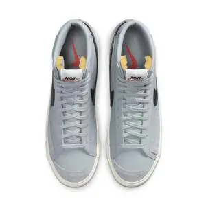 Nike Blazer Mid '77 Vintage High Top Sneakers - Grey/black