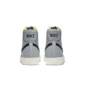 Nike Blazer Mid '77 Vintage High Top Sneakers - Grey/black