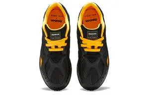 REEBOK Aztrek Sneakers - Black