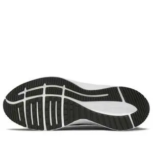 Nike Quest 4 Athletic Sneakers