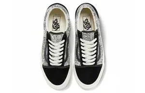 VANS Og Old Skool Lx 'dragon Paisley' Low Top Sneakers - Black/white
