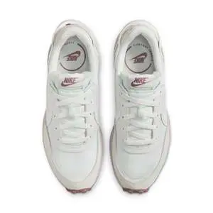 Nike Waffle Debut Sneakers - White/beige/pink