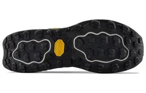 NEW BALANCE Fresh Foam X Hierro V7 - Black/reflection