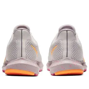 Nike Quest 2 Athletic Sneakers - Grey/pink