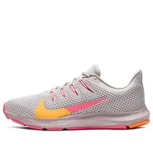 Nike Quest 2 Athletic Sneakers - Grey/pink