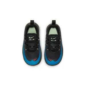 Nike Max Axis Sneakers