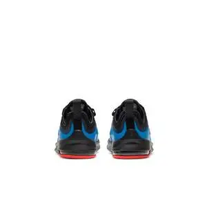 Nike Max Axis Sneakers