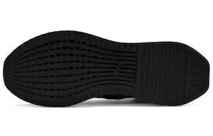 PUMA Avid Evoknit "mosaic" Athletic Footwear