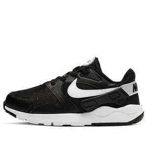 Nike Ld Victory Athletic Sneakers