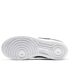 Nike Force 1 Lv8 1 Low Top Sneakers